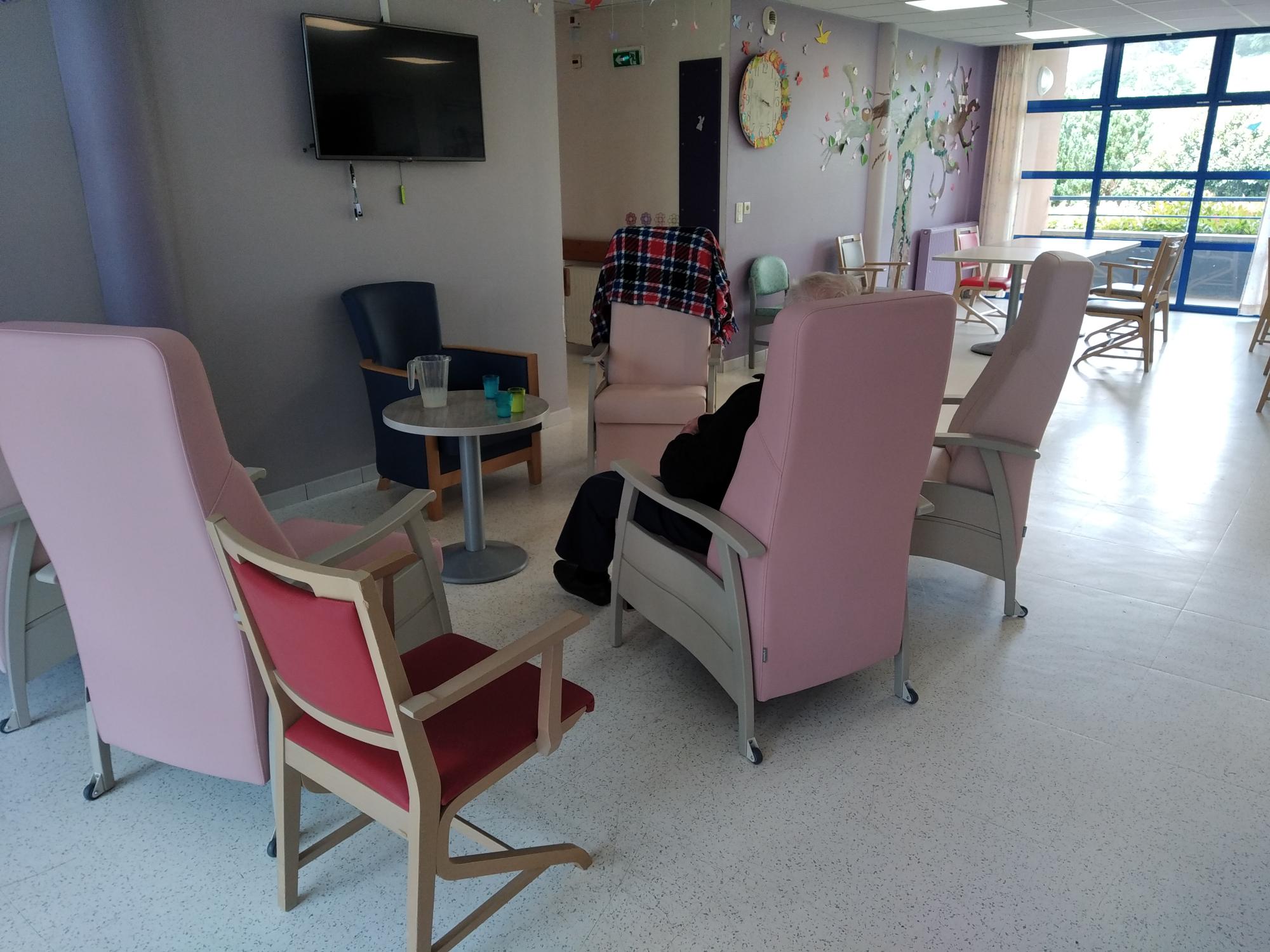 Pour le bien-être de nos Résidents - EHPAD du Pays de Belmont